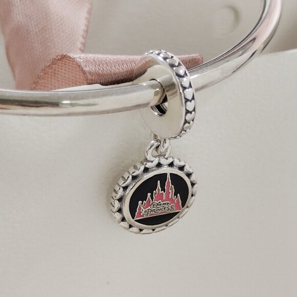 Pandora | Jewelry | Pandora 29 Run Disney Princess Half Marathon ...